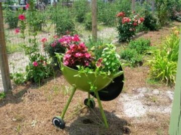 Repurposed Grill - Cottage at the Crossroads