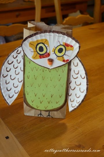 Easy Owl Treat Bags - Cottage at the Crossroads