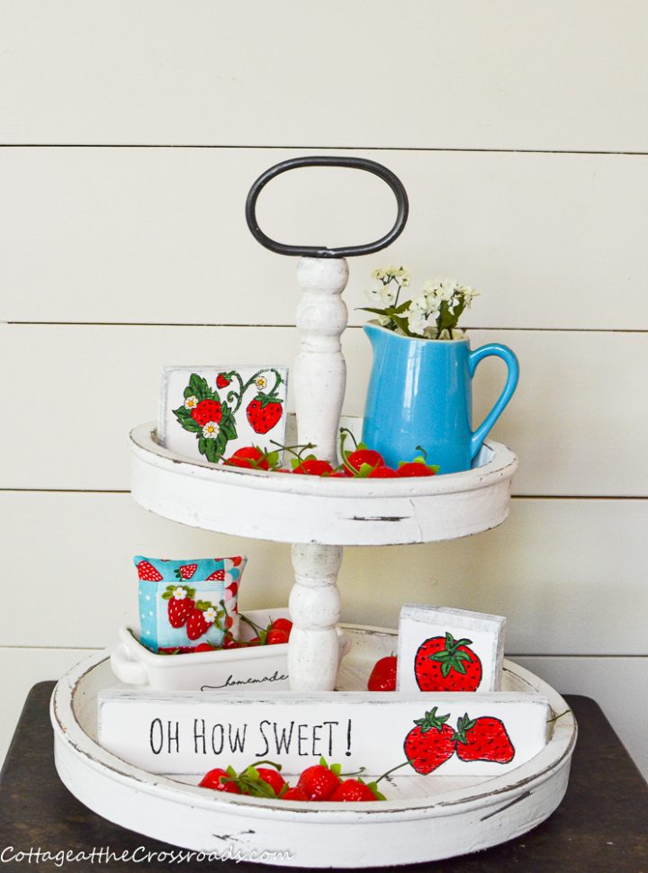 DIY Small Scrap Wood Signs - Cottage at the Crossroads