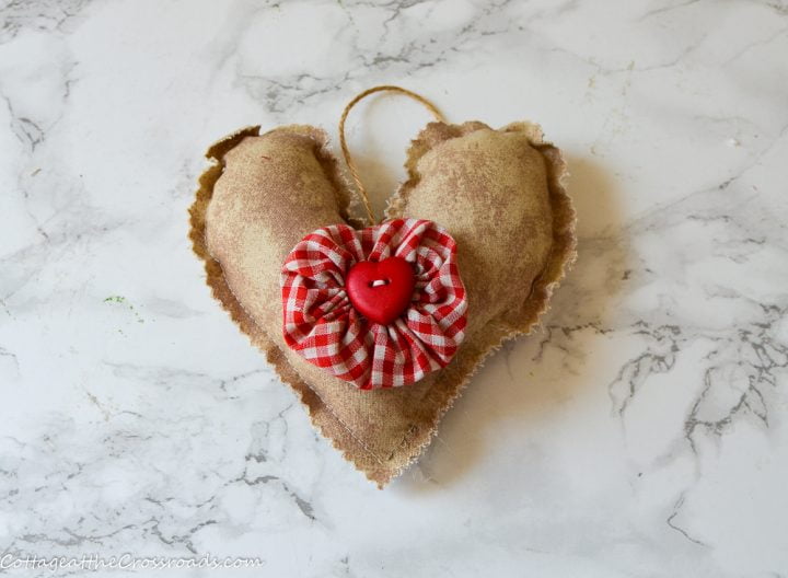 Fabric Hearts with Yo-yos - Cottage at the Crossroads