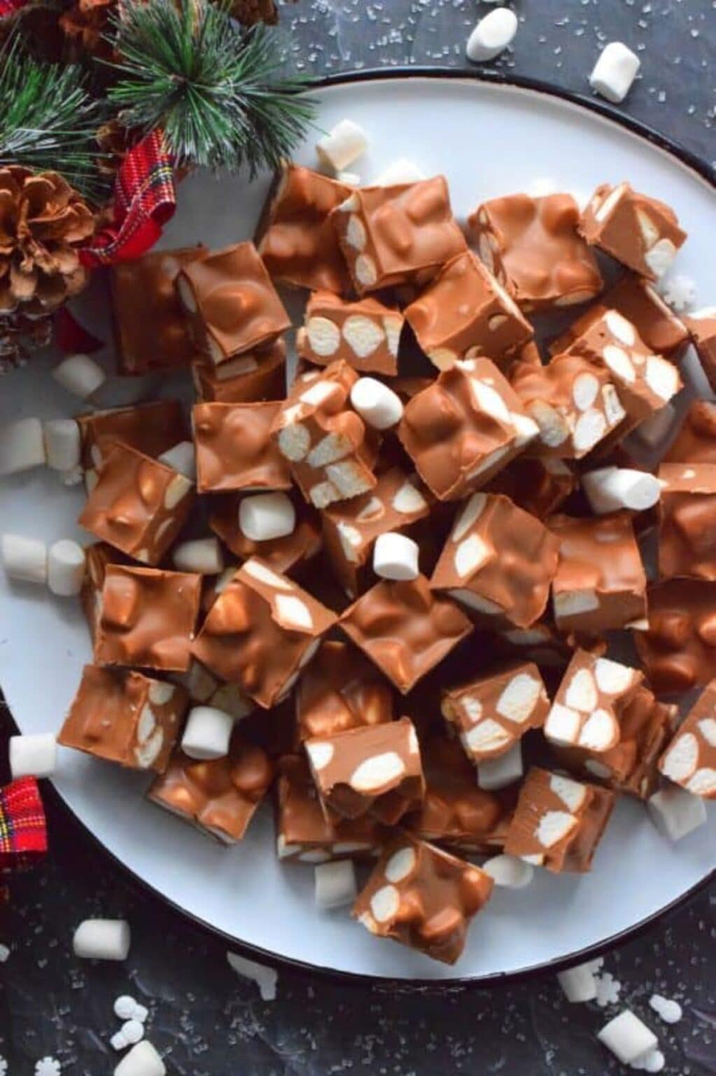 31 Recipes with Mini Marshmallows for a Sweet Treat - Cottage at the ...